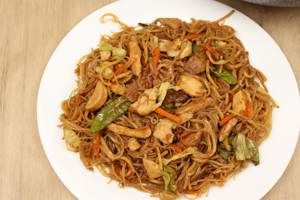Pancit Bihon Canton Recipe - Best Filipino Meryenda